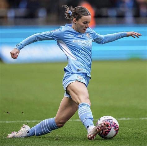 Hayley Raso Rwomensoccerlegs