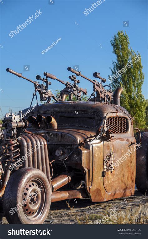 Zombie Apocalypse Car