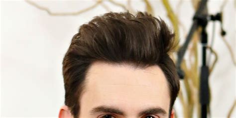 Adam Levine Lands Peoples Sexiest Man Title