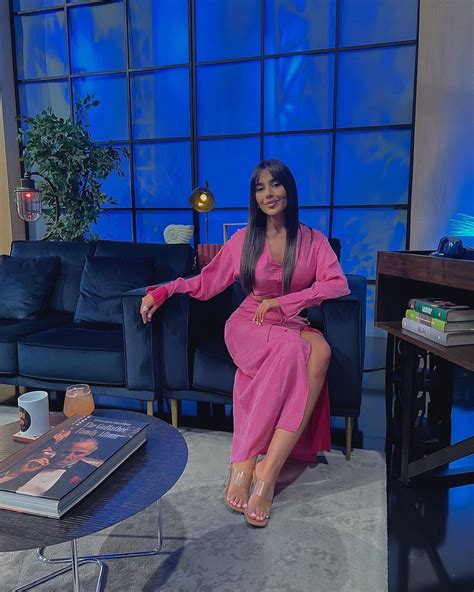 Elen Asatryans Feet