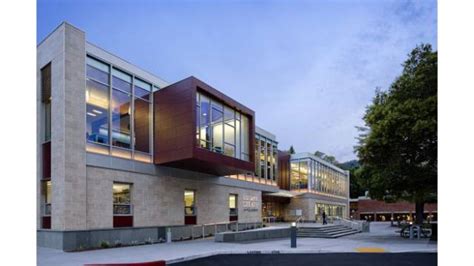 Los Gatos Library Taking Full Advantage Of Glass