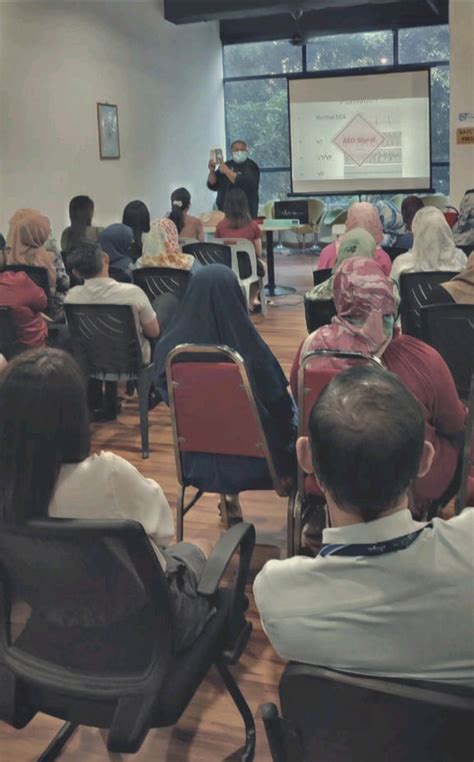 Training Traininganddevelopment Poolattandnace Certifiedpoolcrew Rescueteam