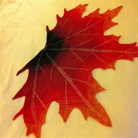 Maple Leaf Shawl Pattern By Natalia Elfmoda Knitting Scarf