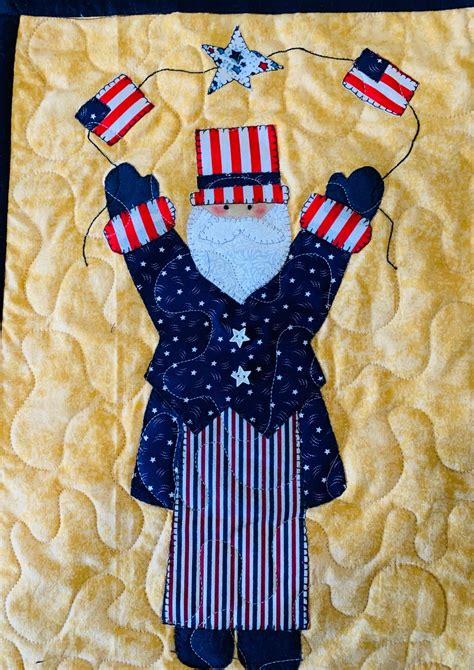 Quilted Appliquéd Uncle Sam Wall Warmer americana Uncle Sam Mini Wall