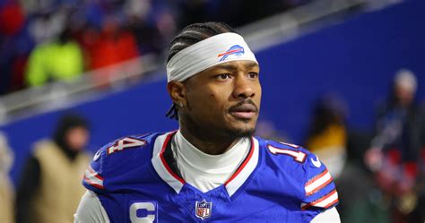 Texans Stefon Diggs Likes Post Saying Bills Have Nfls Worst Fanbase
