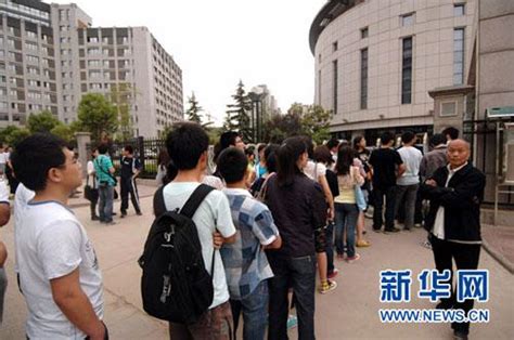 药家鑫故意杀人案二审宣判 维持死刑判决视频中国中国网
