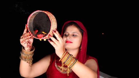 Karwa Chauth 2023 Date Vrat Udyapan Puja Vidhi Niyam Samagri