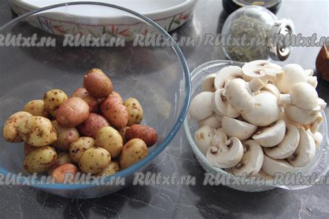 Молодая картошка с шампиньонами в духовке 7 фото в рецепте