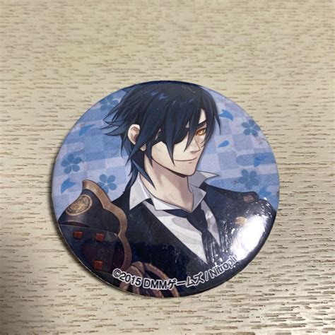 刀剣乱舞 燭台切光忠 缶バッジ メルカリ