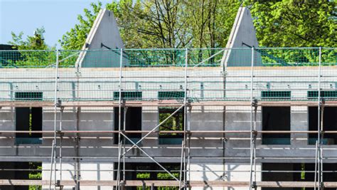 Scaffold Safety Signs Ensure Secure Workspaces