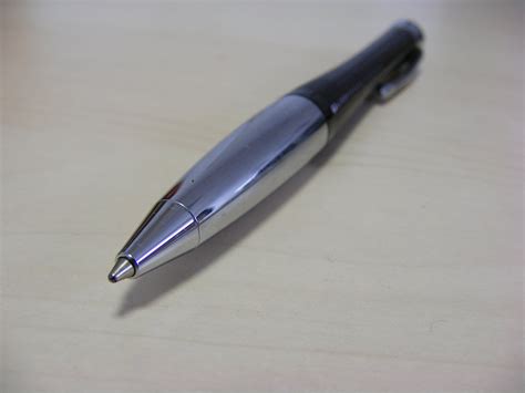 Paper and Digital: Review of Parker Urban Premium, a premium ballpoint?