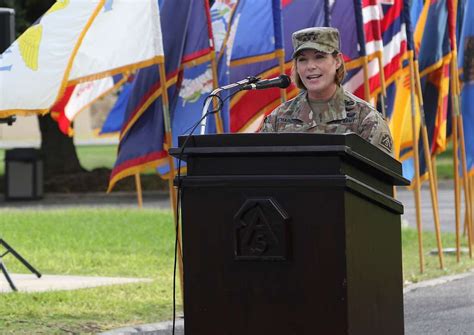 Lt Gen Laura J Richardson Us Army North Commanding Picryl