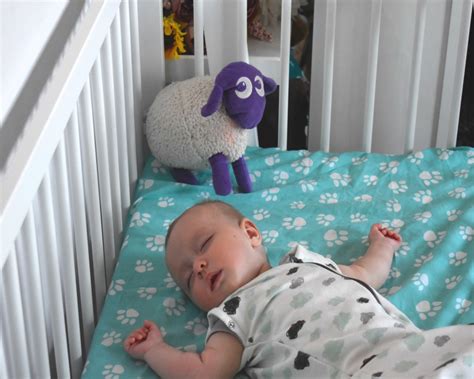 {ad Review} Mokee Mini Cot Whimsical Mumblings