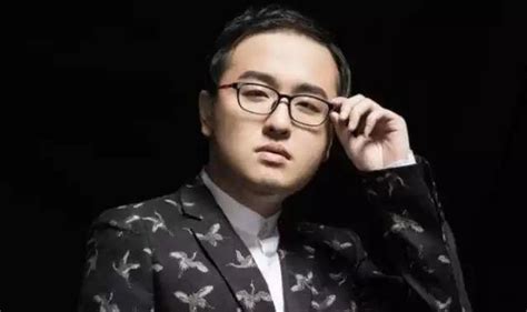 德雲色笑笑爆破鬥魚簽約主播合同 每日頭條