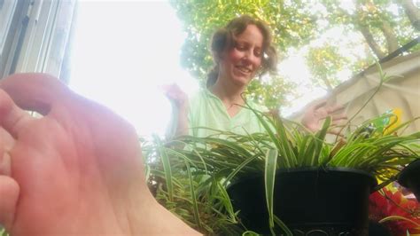 Asmr Repotting Barefeet Houseplants Part 1 Youtube