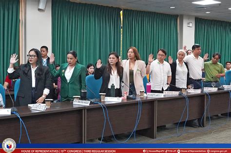 Fake Social Media Accounts Threaten Ph Democracy Lawmakers Warn Ptv News