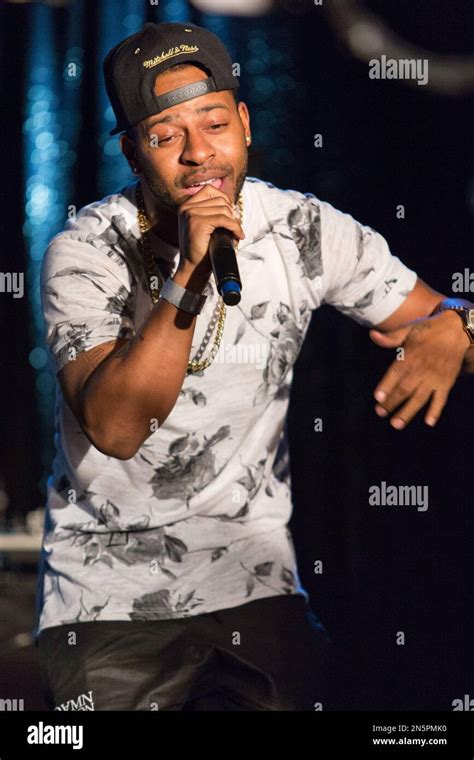 Singer Eric Bellinger Performs On Stage During Filming Of Skee Live On