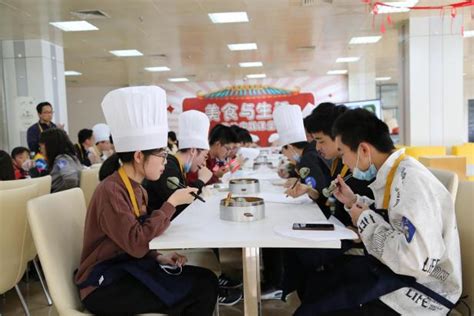 寻味清明食俗 巧手学做青团 美食与生活劳动实践课之十