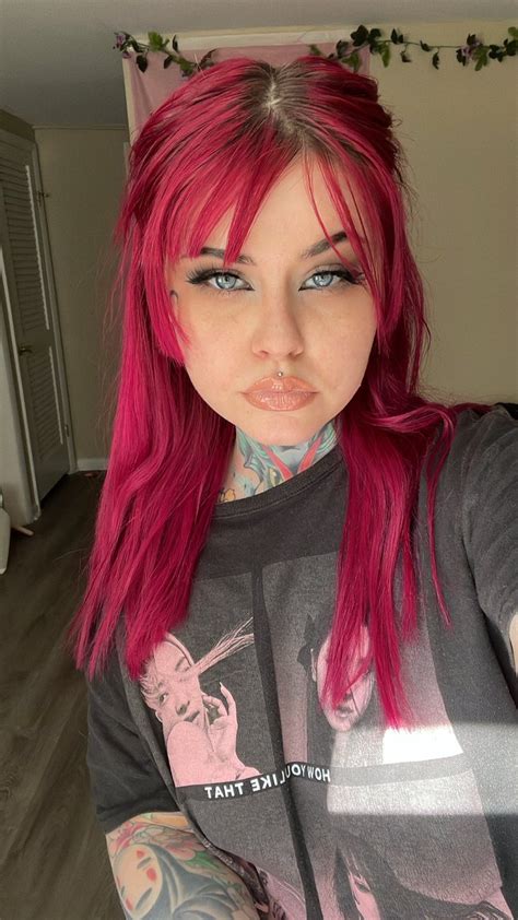 Beautiful Brown Hair Pretty Eyes Small Tiny Shaved Pussy My Xxx Hot Girl