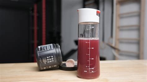 Dry Scooping Pre Workout Risks And What You Need To Know BarBend
