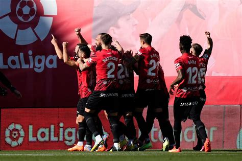 التعادل 1 1 يحسم مباراة ريال مايوركا ضد ألافيس في الدوري الإسباني