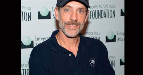 Director De Serie De Televisión Se Declara Culpable De Pornografía
