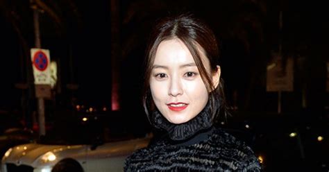 T포토 정유미 자체발광 백옥 피부