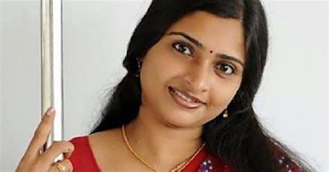 Beautiful Indian Housewife In Indian Saree Hot And Sexy