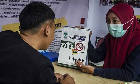 Cegah Penyakit Paru Jakarta Buka Layanan Berhenti Merokok
