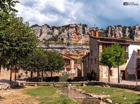 Orbaneja Del Castillo El Pueblo Atravesado Por Una Cascada