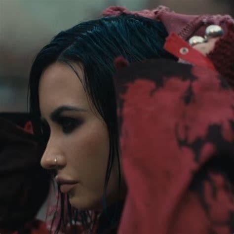 Demi Lovato Charts On Twitter What Are Your Thoughts On ‘swine