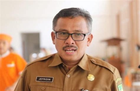 Sudah Dianggarkan Rp 1 2 Miliar Pemko Batam Batalkan Agenda Buka Puasa