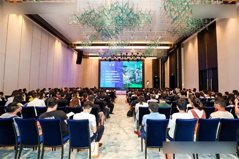 郑州会议室郑州喆鹏酒店容纳200 250人的会议场地 米特网
