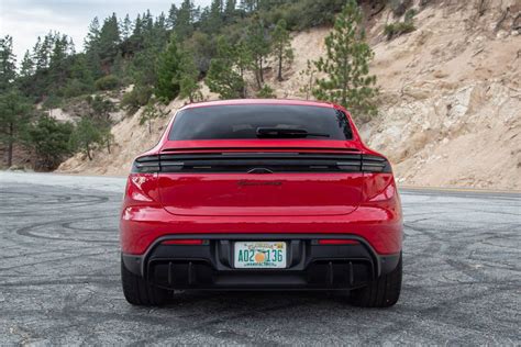 2026 Porsche Macan Specs Prices Mpg Reviews And Photos