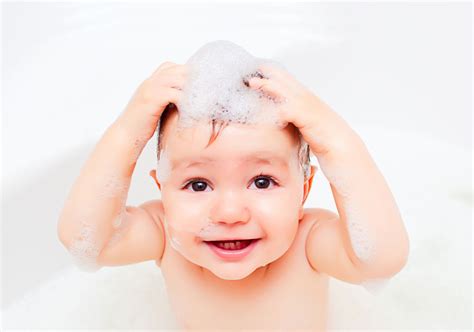 Como Lavar O Cabelo Do Bebê Mantendo A Hidratação