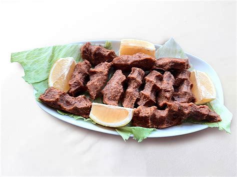 Etli Çiğ Köfte Tarifi Tarifi Kolay