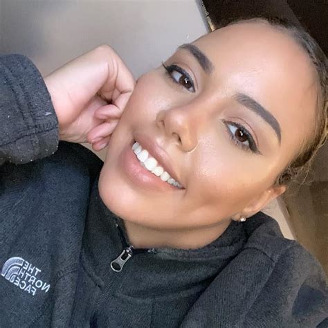 9 Steps To Get Natural Makeup Look For Black Girls Belletag