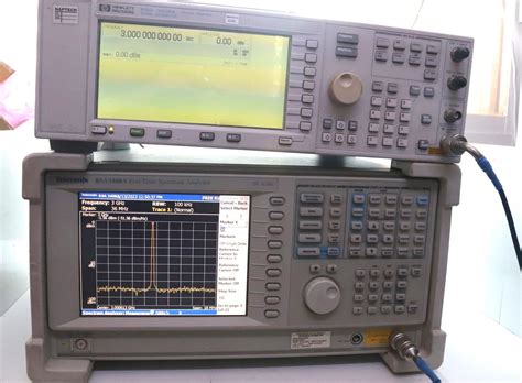 Tektronix Rsa 3408a Real Time Spectrum Analyzer 8ghz Opts A11r0221