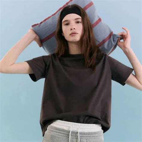 Nubasic Standard Round Neck T Shirt Charcoal 감도 깊은 취향 셀렉트샵 29cm