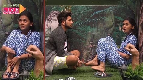 Bigg Boss 15 Live डर क मर दबक कर बठ Tejasswi तज क डरन क