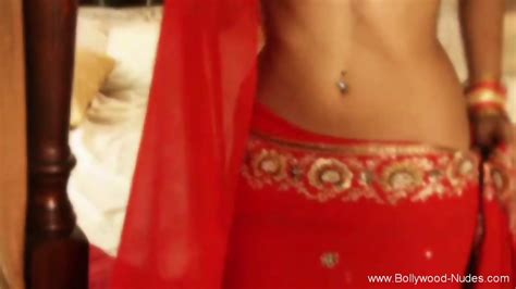 Bollywood Girl Friend Gets Amazingly Hot Naked From India