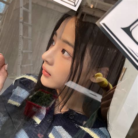 더쿠 원덬 기준 콧대 예쁘다고 생각한 아이돌 모음