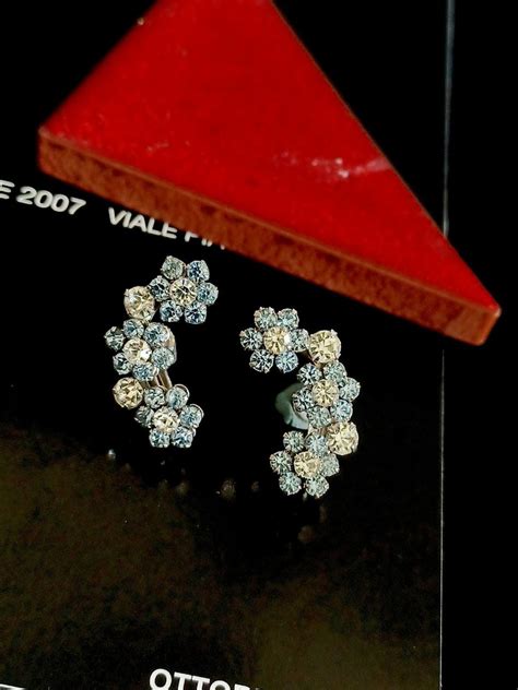 Vintage Jewelry 高雅小碎花萊茵 夾式耳環 老時光製造所｜耳環耳夾耳骨夾人氣榜 Pinkoi