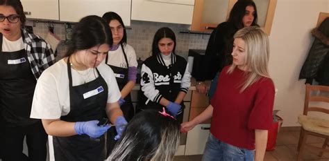 Успешен проект по „Еразъм “ за ПГ„Акад Петко Стайнов“