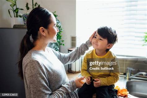I Love You Cute Photos And Premium High Res Pictures Getty Images