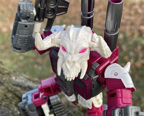 Transformers Revisiting The Characters Of Generation 1 Skullgrin