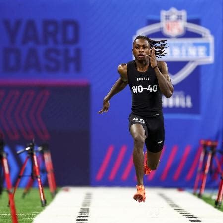 Jovem Bate Recorde De Velocidade E Supera Usain Bolt Em Teste Da NFL