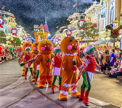 See Mickeys Once Upon A Christmastime Parade In Disney World