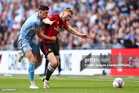 260 Thomas Feeney Photos And High Res Pictures Getty Images