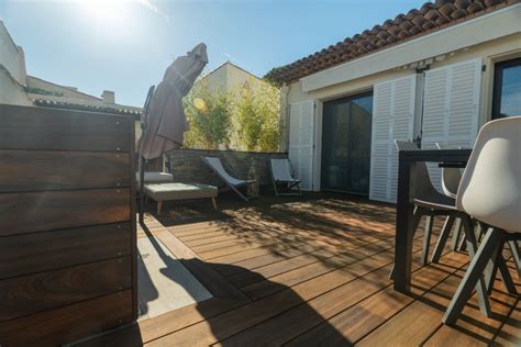 Lhistoire Du Padouk Un Bois Aux Qualités Esthétiques Et Durables